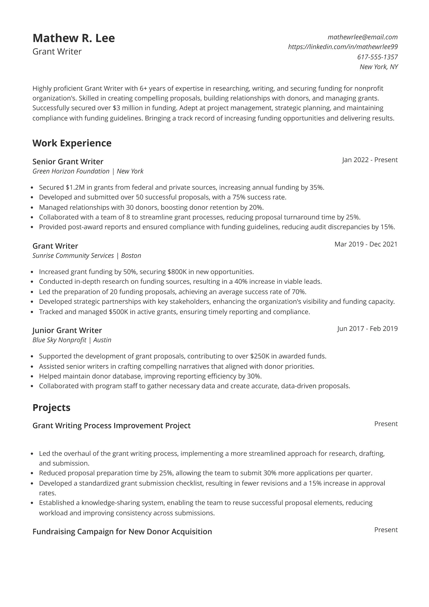 Best Writer Resume Examples & Tips for 2025